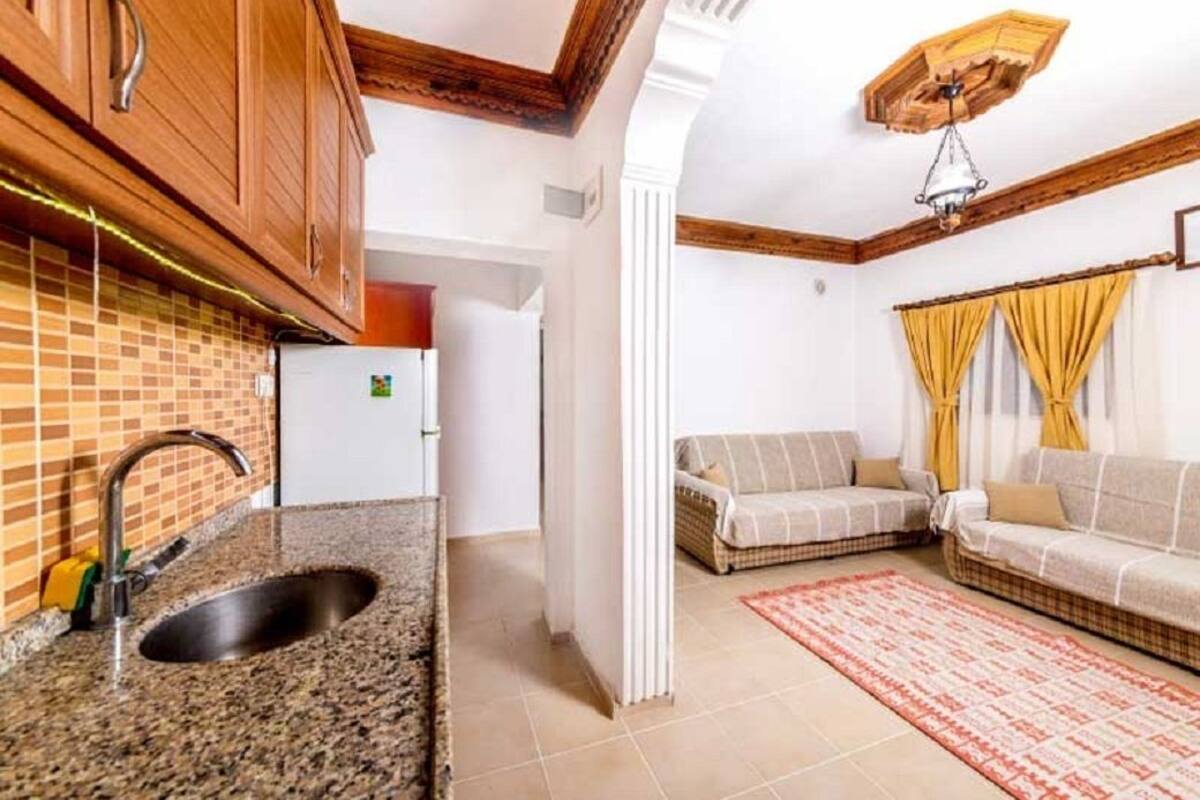 Suite | Kitchenette privada | Um frigorífico 