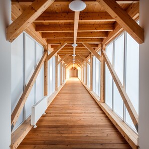 Sauna seca, banheira de hidromassagem