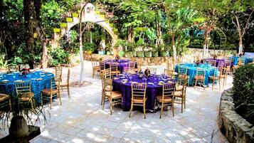 Espaço exterior para banquetes