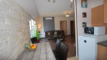 Quarto panorâmico | Sala de jantar