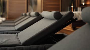 Salas para tratamentos a dois, sauna seca, banheira de hidromassagem