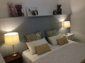 Apartamento, no rés do chão | 1 quarto, minibar, cortinas/cortinados opacos, Wi-fi grátis 