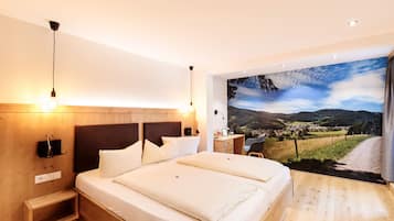 Quarto casal conforto | 1 quarto, roupas de cama antialérgicas, frigobar, cofres nos quartos