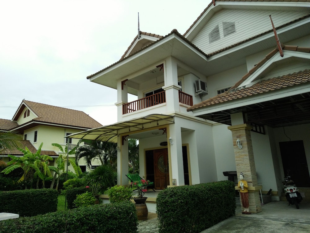 Tropicana Village - Cha-am