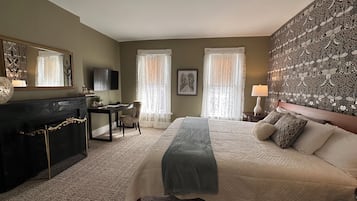 Quarto Clássico, 1 cama king-size, não fumadores, casa de banho privativa | 1 quarto, roupa de alta qualidade, com decoração personalizada