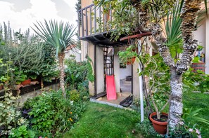 Área de recreio para crianças (ao ar livre)