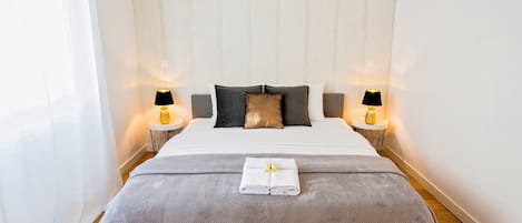 Quarto luxo | 1 quarto, roupas de cama premium, camas com colchões pillow-top