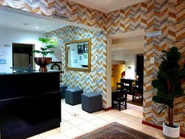 Área de estar no saguão