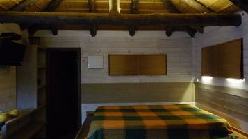 Quarto casal tradicional, 1 cama King, para fumantes, banheiro privativo