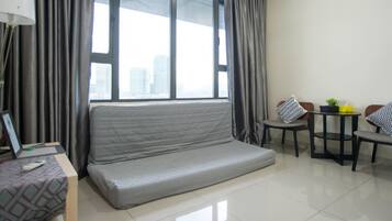 Estúdio, 1 cama queen-size e sofá-cama | Secretária, quartos insonorizados, ferro/tábua de engomar