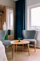 Escrivaninha, Wi-Fi de cortesia, roupa de cama