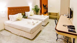 Secretária, Wi-fi grátis, roupa de cama fornecida