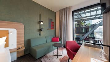 Quarto Privilege, Quarto, 1 cama de casal | Secretária, secretária adequada para computadores portáteis