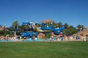 Apartamento, 2 quartos | Recinto desportivo