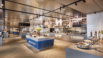 Café da manhã com buffet todos os dias (THB 590 por pessoa)
