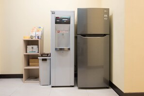 Secretária, cortinas/cortinados opacos, Wi-fi grátis 