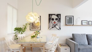 Apartamento, várias camas, não fumadores | Sala de estar