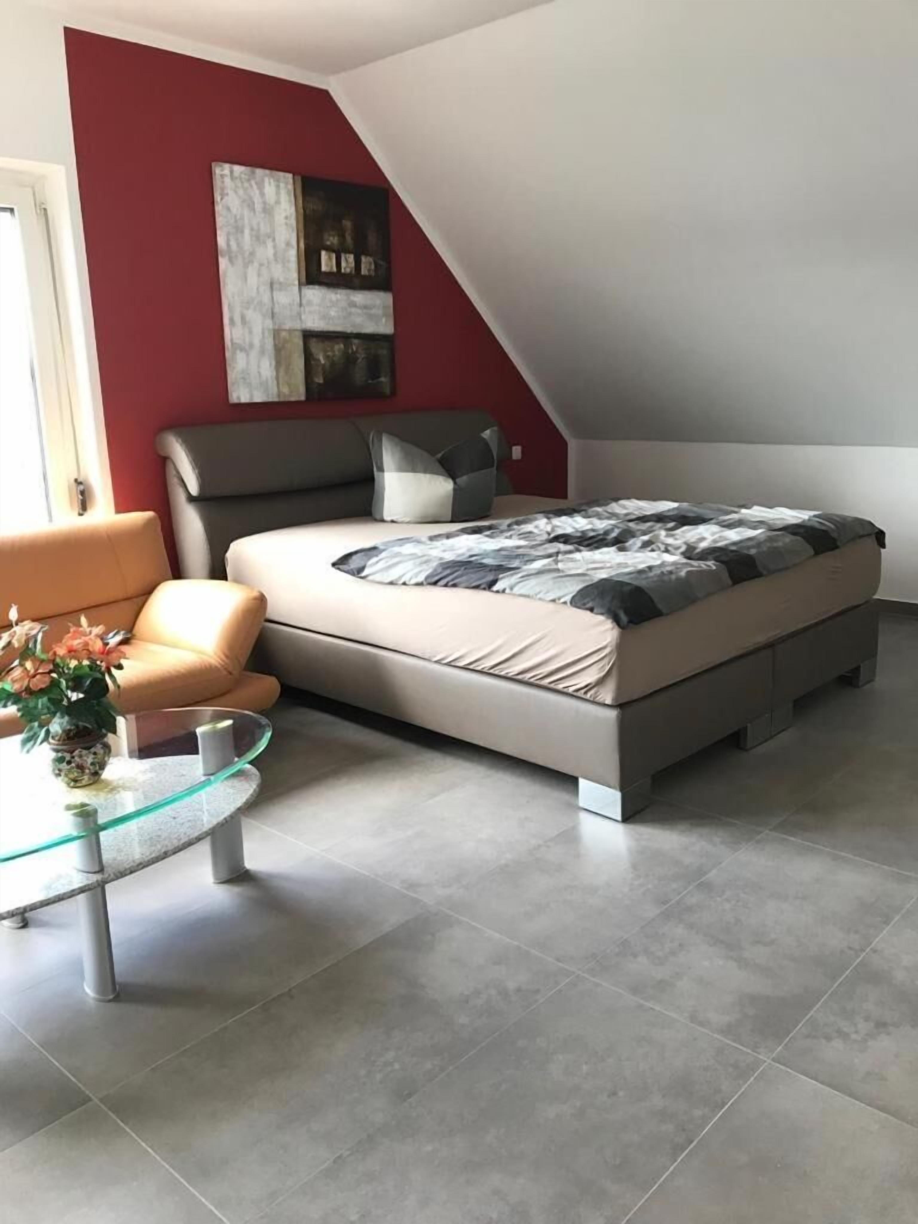 Escrivaninha, Wi-Fi de cortesia, roupa de cama