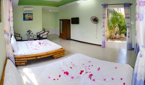 Bungalow, vista para a piscina | Minibar, secretária, quartos insonorizados, Wi-fi grátis