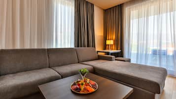 Apartamento Deluxe, 1 quarto, terraço, em frente ao mar | Vista do quarto