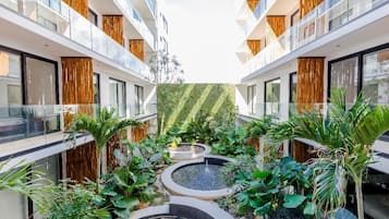 Entrada (vista interior)