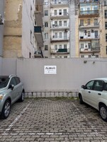 Estacionamento fora do local (reserva necessária) 