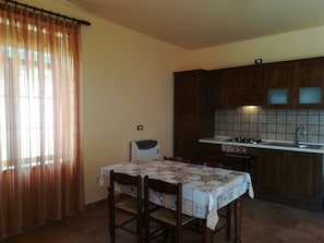 Chalé, 1 quarto, vista para o vale | Cozinha privada