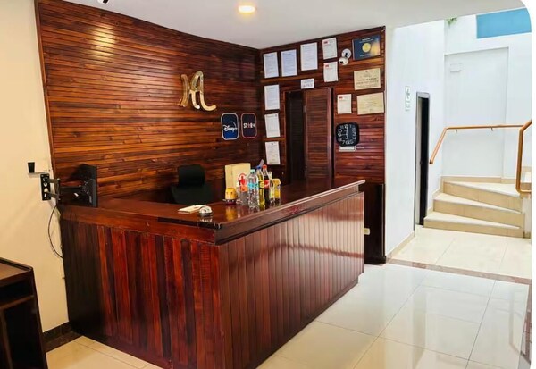 Hostal Anthony's - Lima
