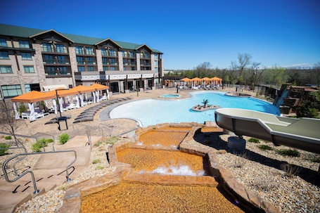 Piscina interna. Prairie Band Casino & Resort