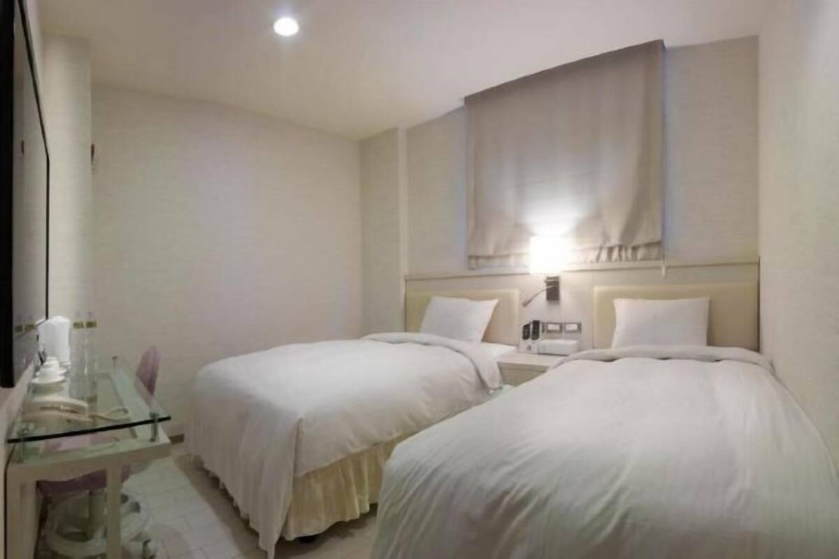 Minibar, quartos insonorizados, Wi-fi grátis