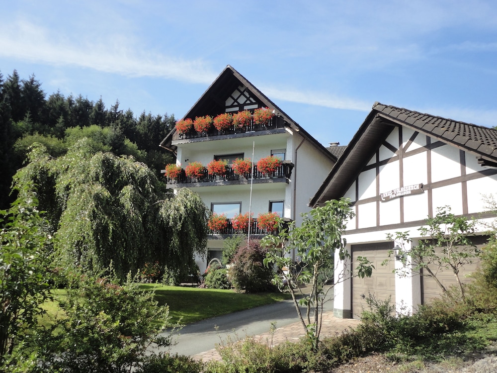 Pension Haus Volkesbach - Winterberg