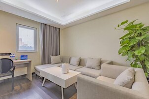 Quarto Twin Signature | Secretária, cortinas/cortinados opacos, quartos insonorizados 