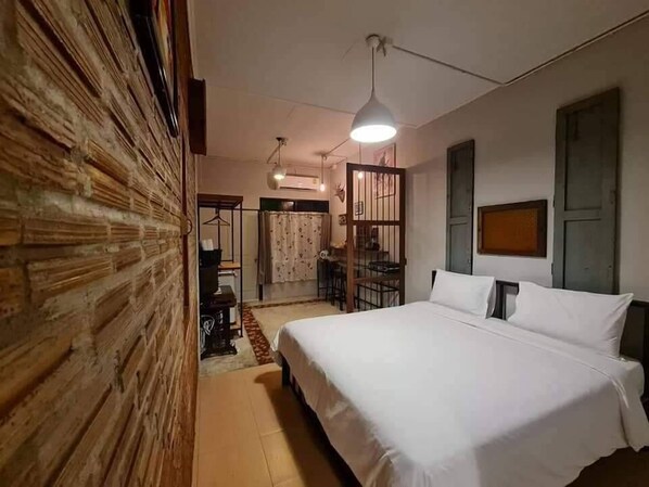 Quarto Superior, 1 quarto | Secretária, Wi-fi grátis, roupa de cama fornecida 