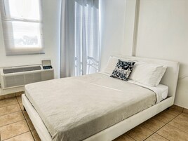 1 quarto, ferro/tábua de engomar, Wi-fi grátis, roupa de cama fornecida 