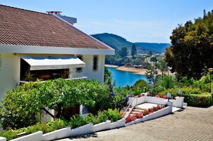 Entrada do alojamento