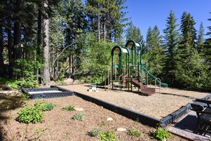Condo, 2 quartos | Área infantil