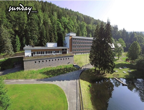 Sunday Schwarzbachtal Hideaway Resort - Markneukirchen