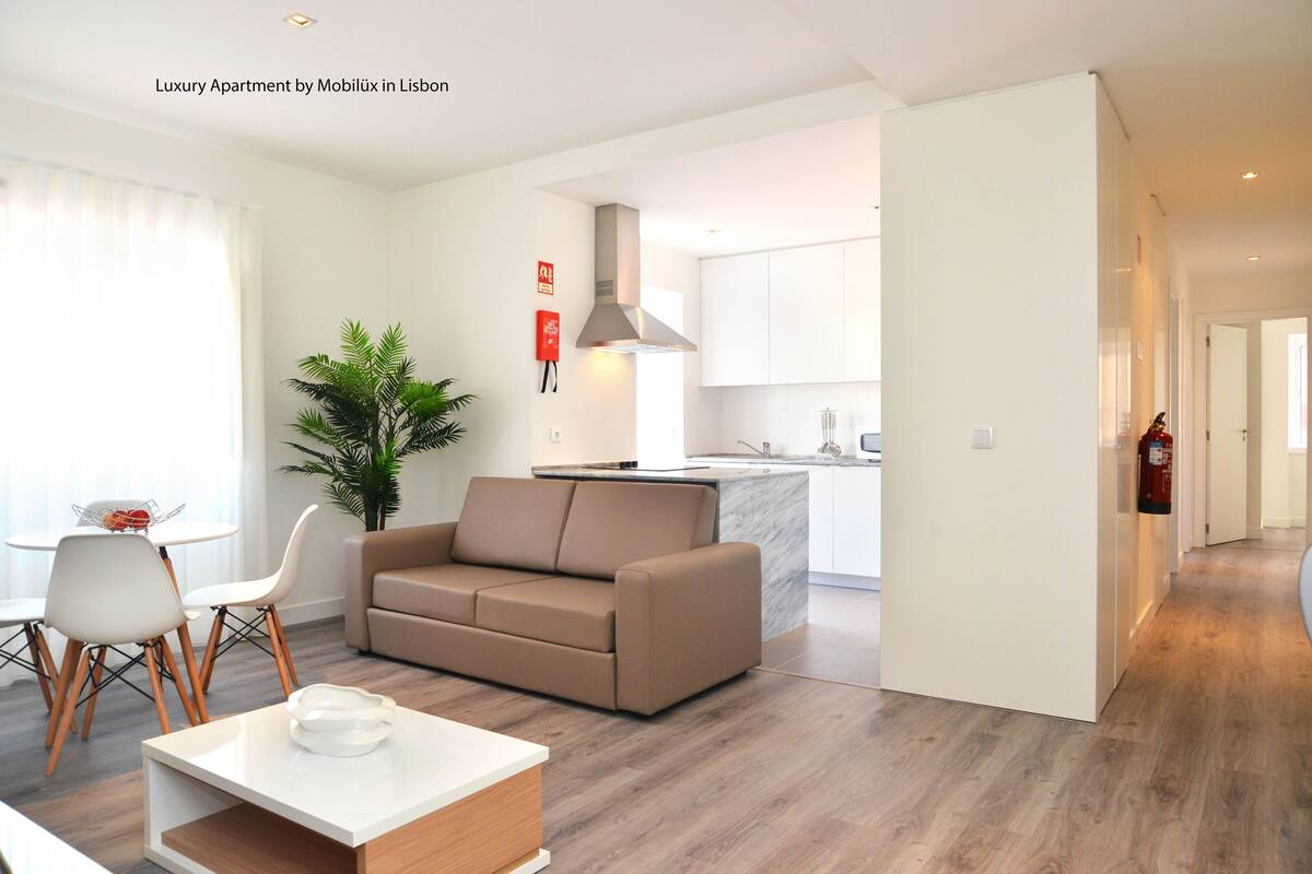 Apartamento, 2 quartos | Sala de estar | TV LCD