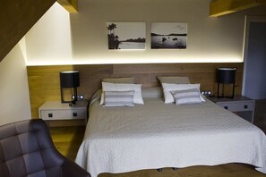 Quarto Duplo, 1 cama de casal, não fumadores | Cortinas/cortinados opacos, quartos insonorizados, Wi-fi grátis