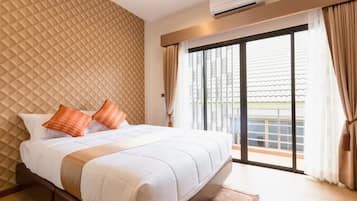 Quarto superior, 1 cama Queen, para não fumantes | Frigobar, escrivaninha, Wi-Fi de cortesia