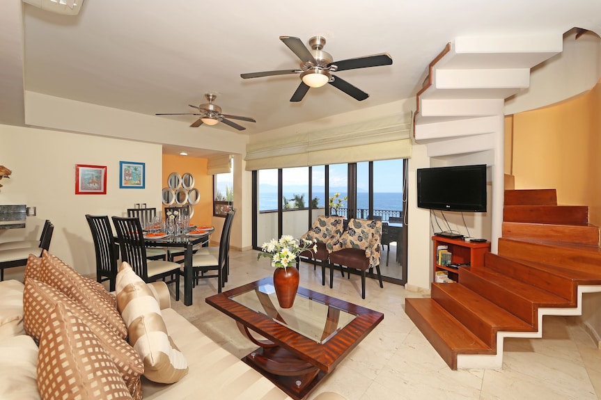 ️Two Story Penthouse / Beachfront / Amazing Sunsets / Sun-filled Pool /Downtown - Puerto Vallarta