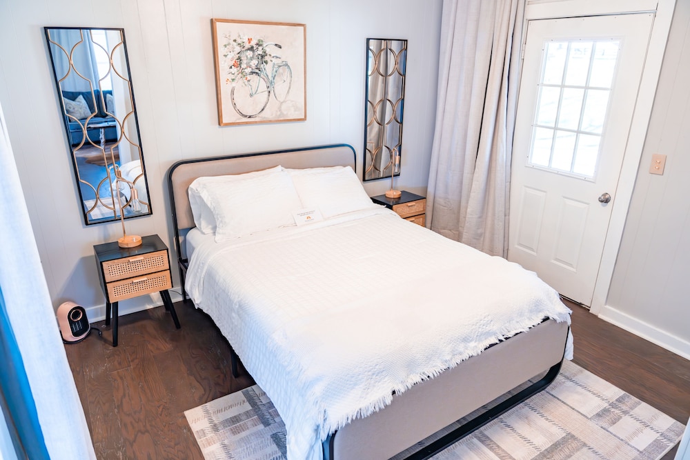 Dixie's Cottage: A Rustic Escape With Dixie The Horse Just Outside - 哥倫比亞