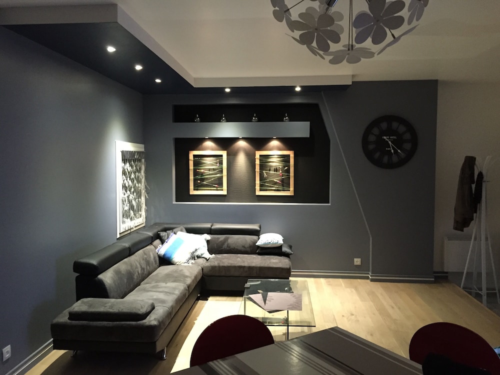 Superbe Appartement "Contemporain"<br>idéalement Situé - ibis budget Saint Malo Centre