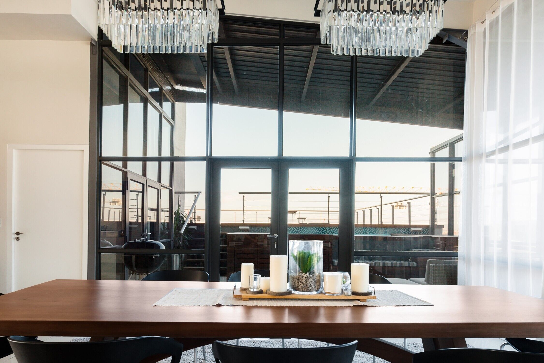 Penthouse de Luxo, 3 quartos, não fumadores | Refeições no quarto