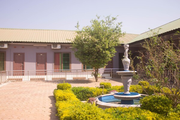 Leget Lodges & Gardens - Lusaka