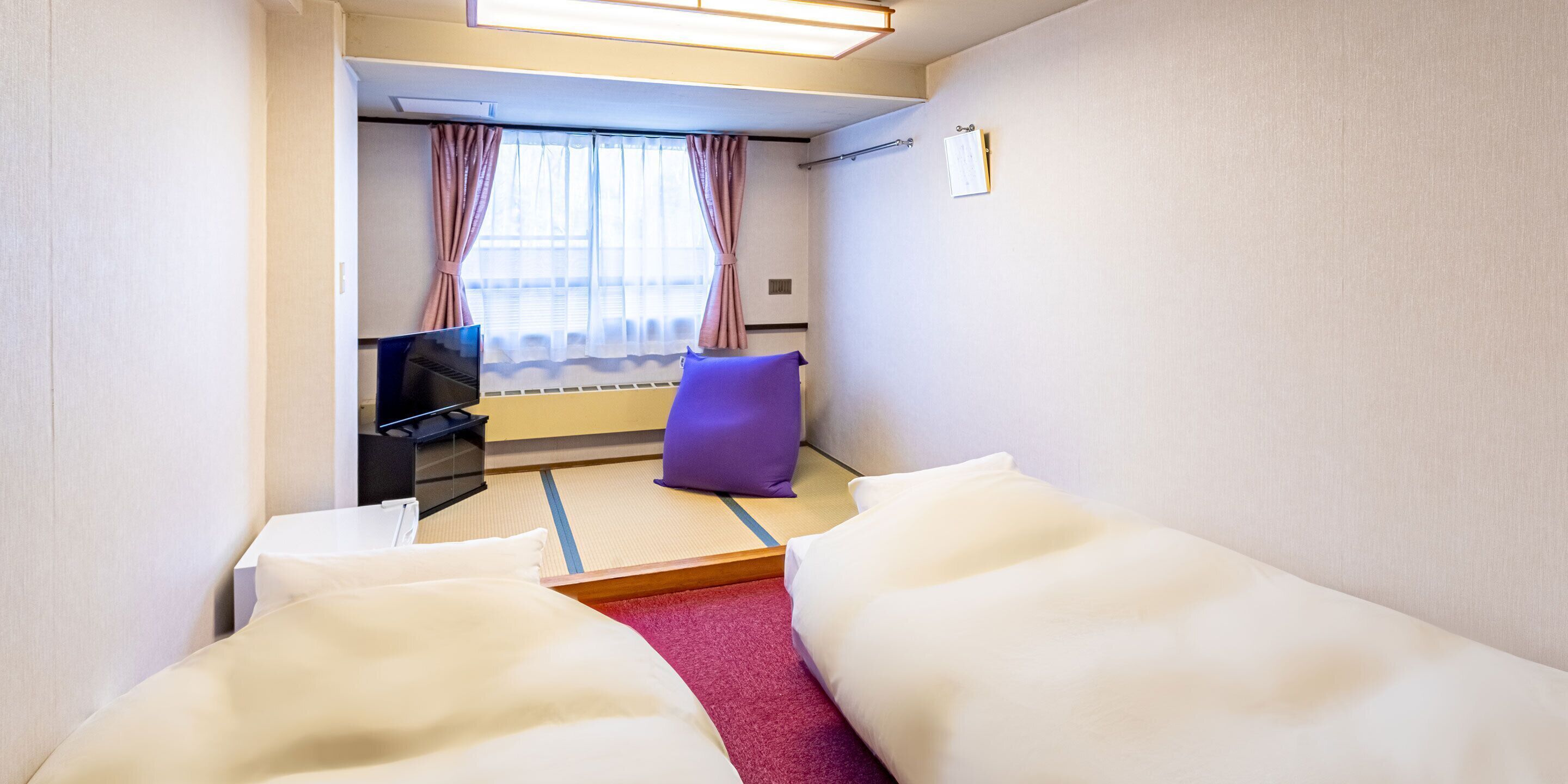 Wi-fi grátis, roupa de cama fornecida 