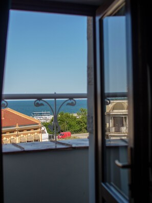 Quarto grand | Vista para a água