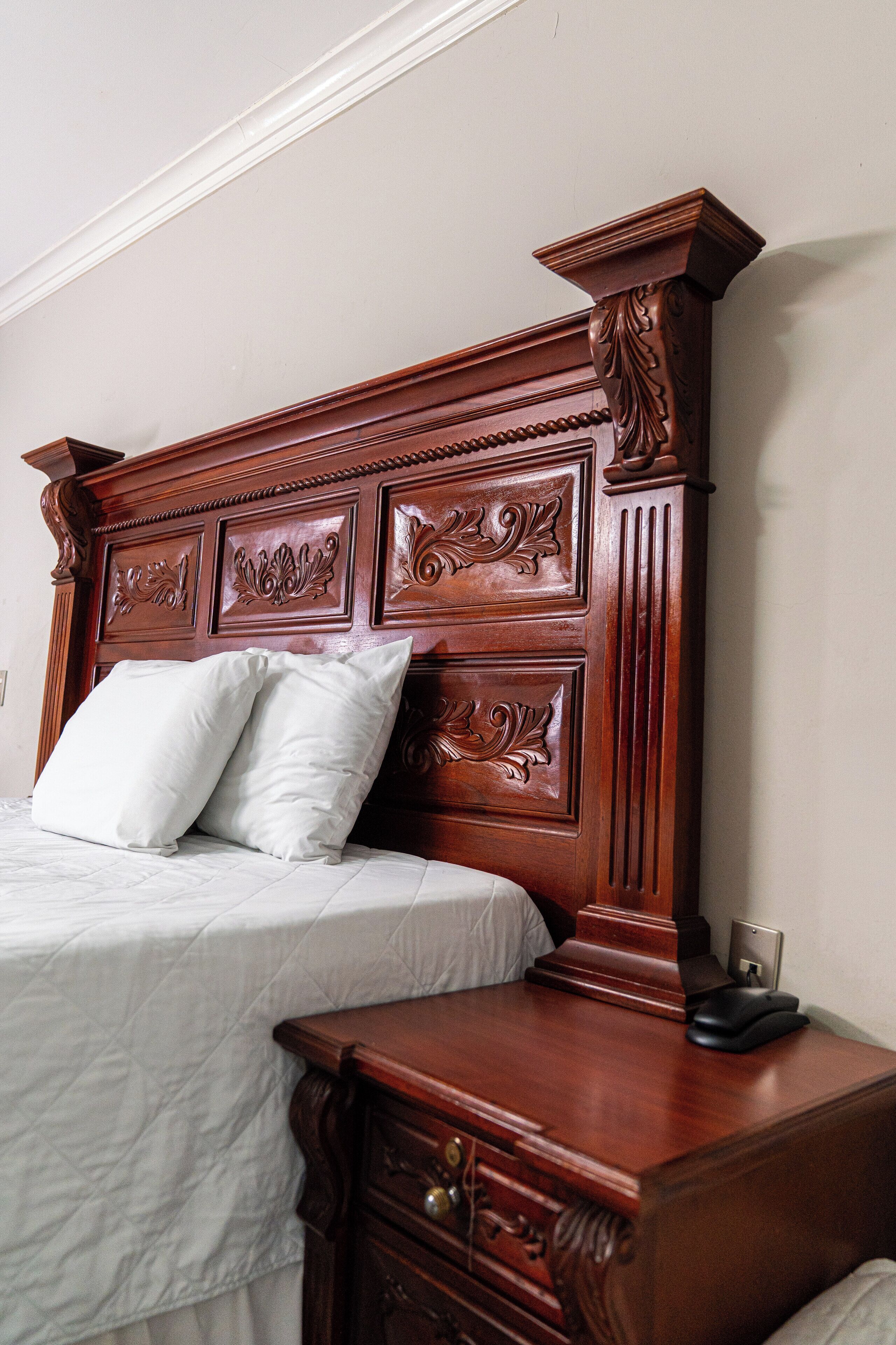 Quarto Individual Deluxe | Secretária, secretária adequada para computadores portáteis 