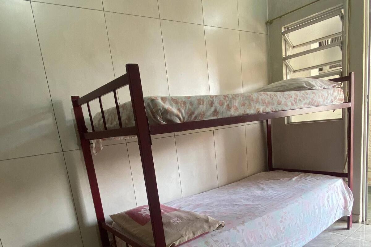 Quarto Quádruplo | Wi-fi grátis, roupa de cama fornecida