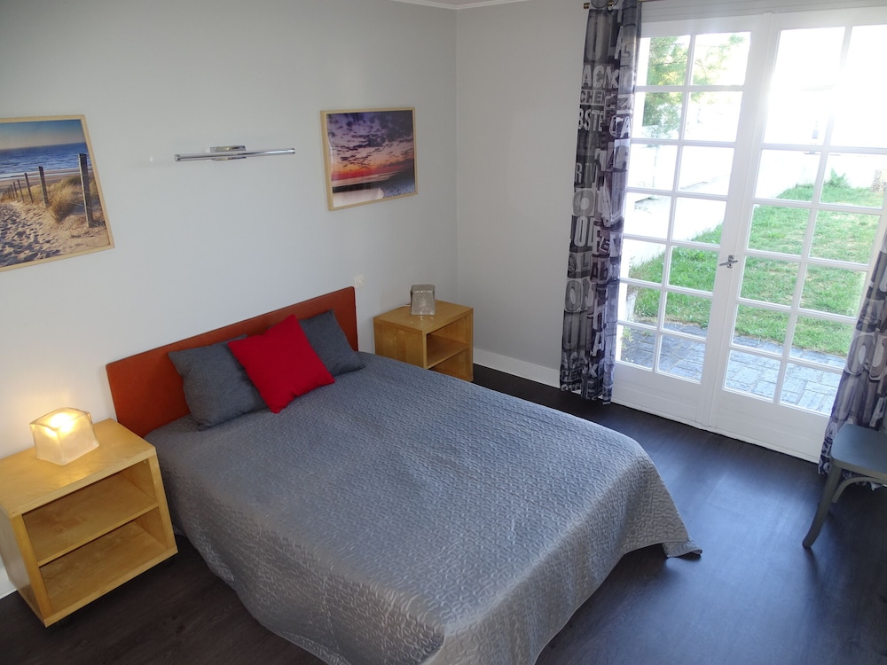 Beach 300m Private Garden And Parking - Residential-wi-fi - Bénodet